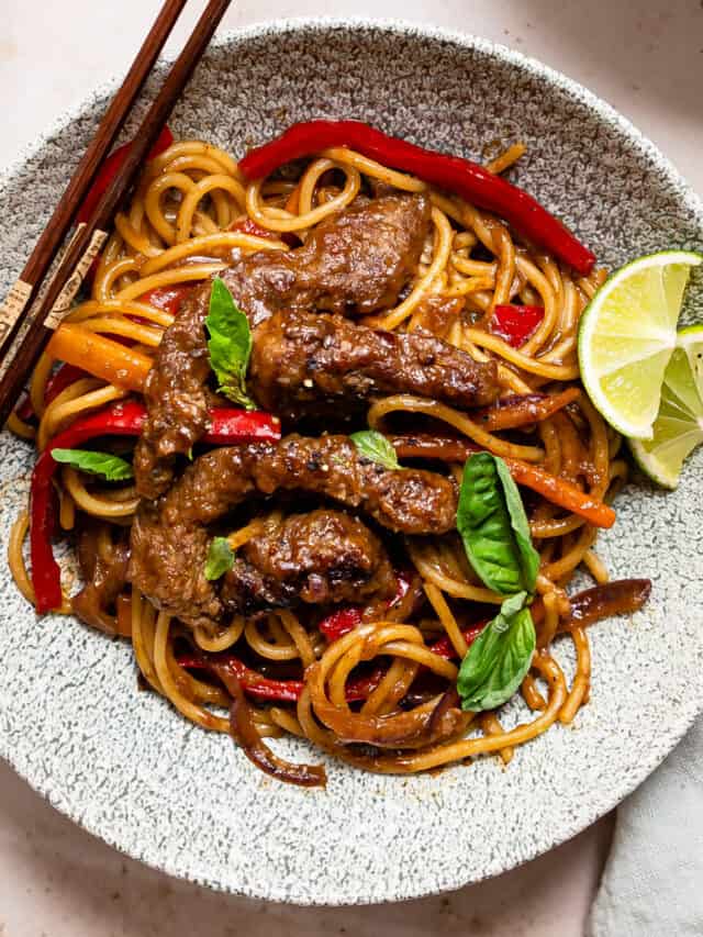 30-Minute Easy Sticky Crispy Chilli Beef - Savvy Bites