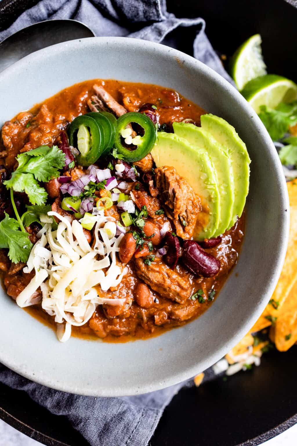 Easy Thick and Chunky Beef Chilli - Savvy Bites
