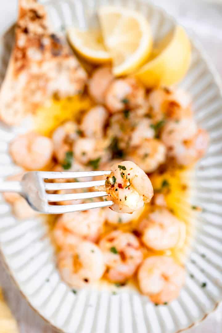 Quick and Easy Spanish Garlic Prawns With Lemon - Savvy Bites