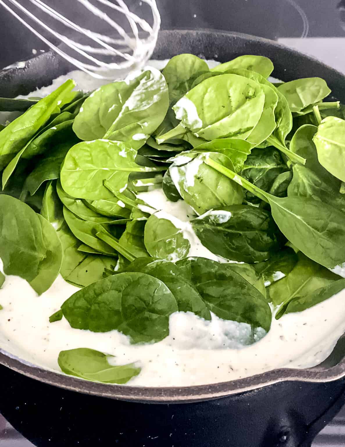 The Creamiest 15 Minute Easy Spinach Ricotta Pasta - Savvy Bites