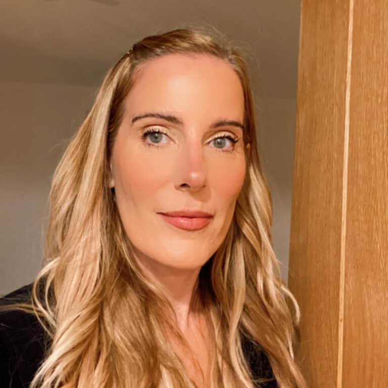 Easy 30 Minute Peanut Butter Chicken - Savvy Bites