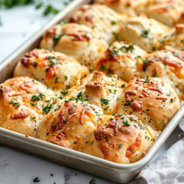 Easy Cheesy Tear And Share Bread Recipe (Aldi Ingredients) - Savvy Bites